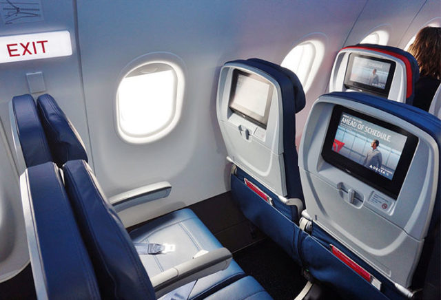Delta blocks middle-seat selection for more space cabin - Aviation metric