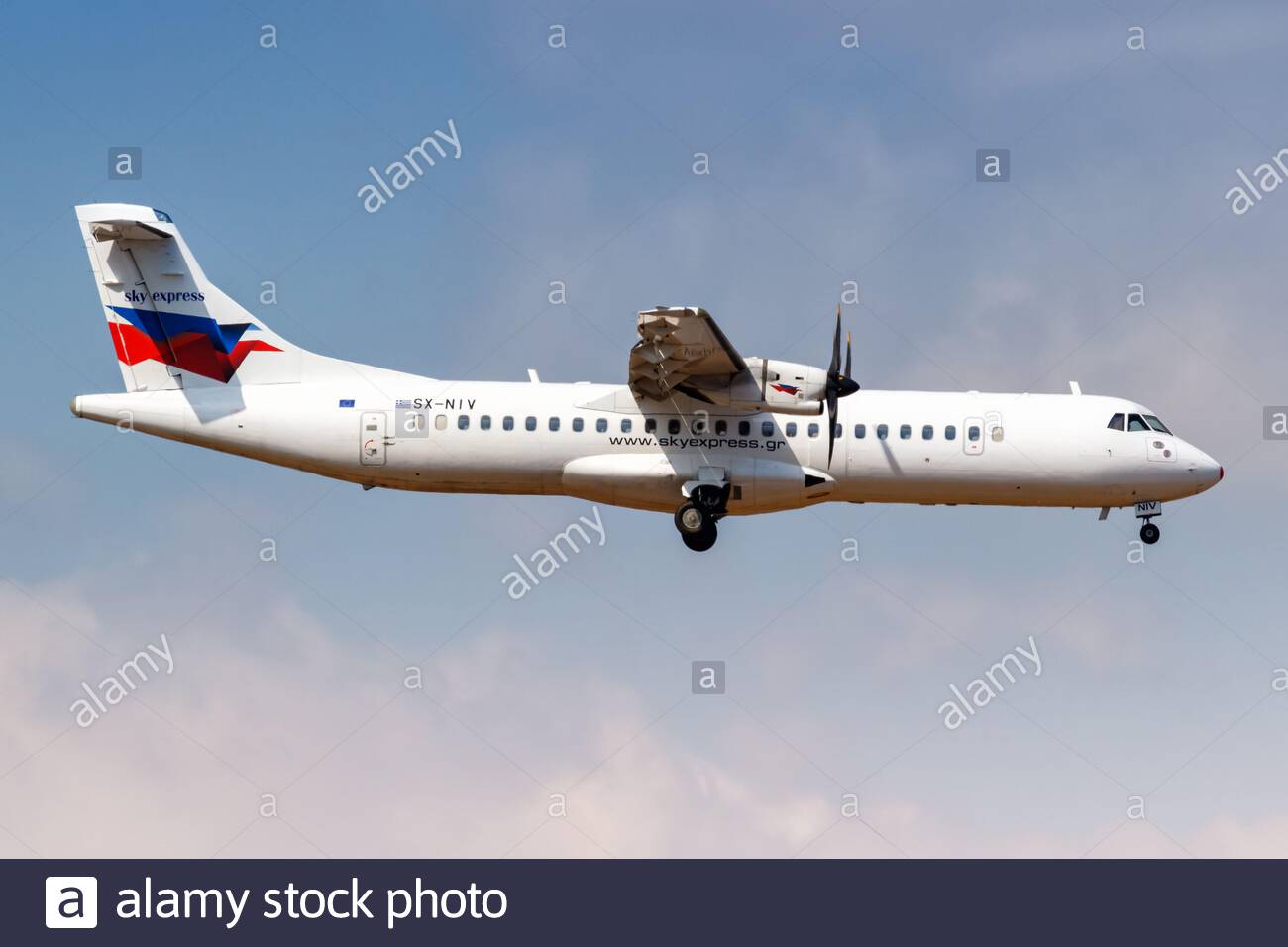 SKY Express to Begin Fleet Modernisation with ATR 72-600 - Aviation metric