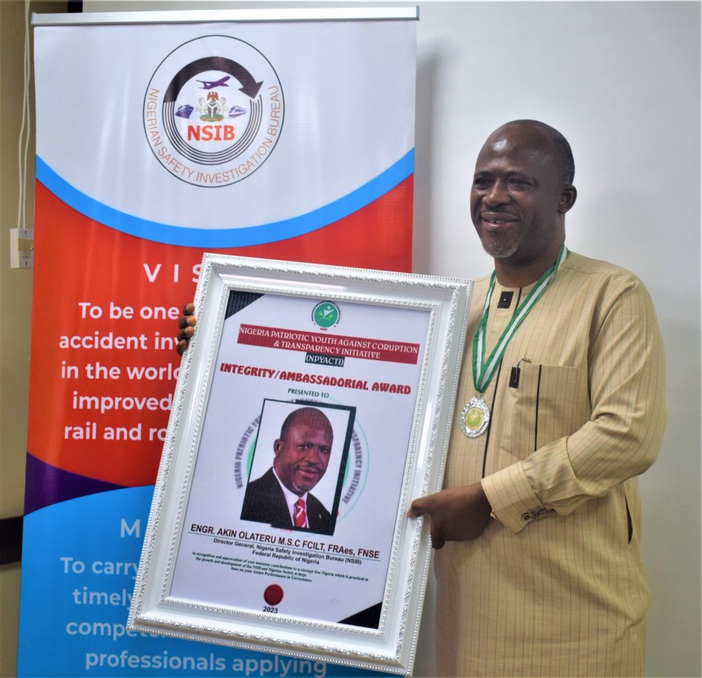 NSIB DG, Olateru honoured with integrity, anti-corruption award ...