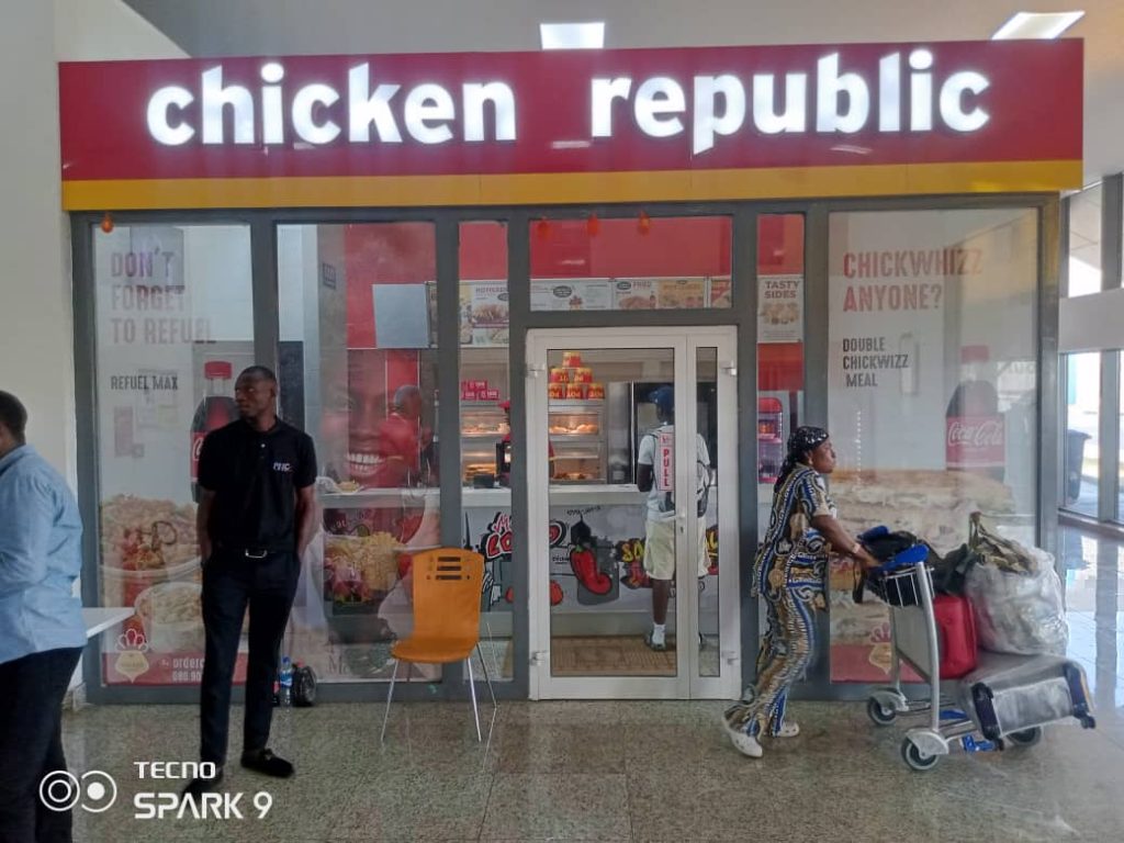 Chicken Republic deepens footprint in Nigeria, opens outlet at MMIA ...
