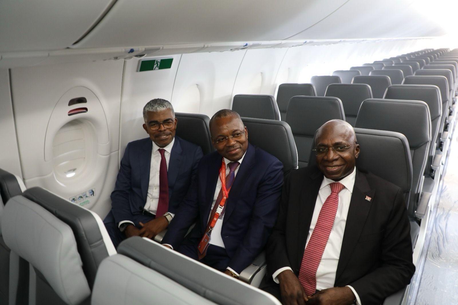 TAAG Angola Airlines incorporates first A220-300 into fleet - Aviation ...