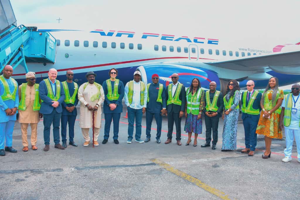 Air Peace’s first dry-lease B737-700 aircraft arrives Nigeria ...